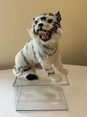 Accents | Vintage Tiger Realistic Figurine Wreal Fur Open Mouth Teeth ...